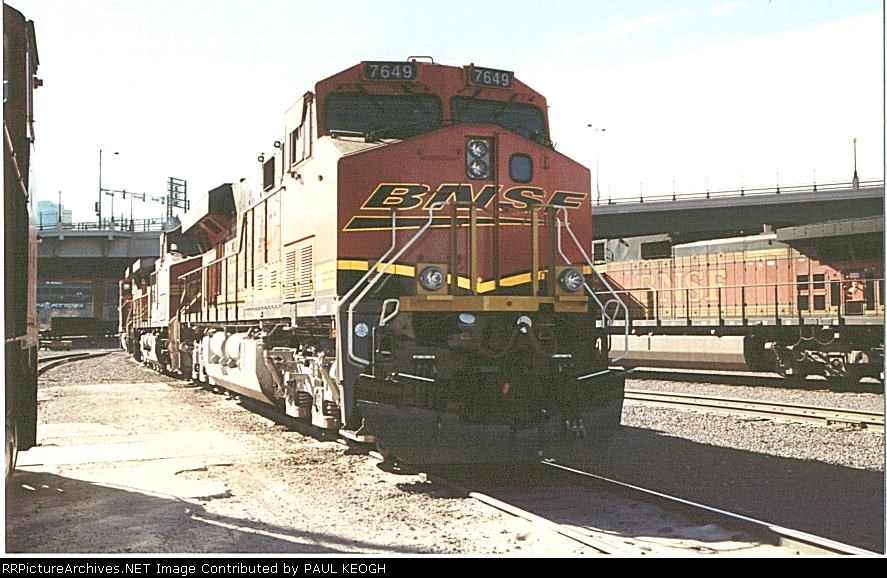 BNSF 7649 ES-44-DC Built 17 Dec 2005 Erie, Pa Serial # 56240 Denver, Co. Jan 6, 2006